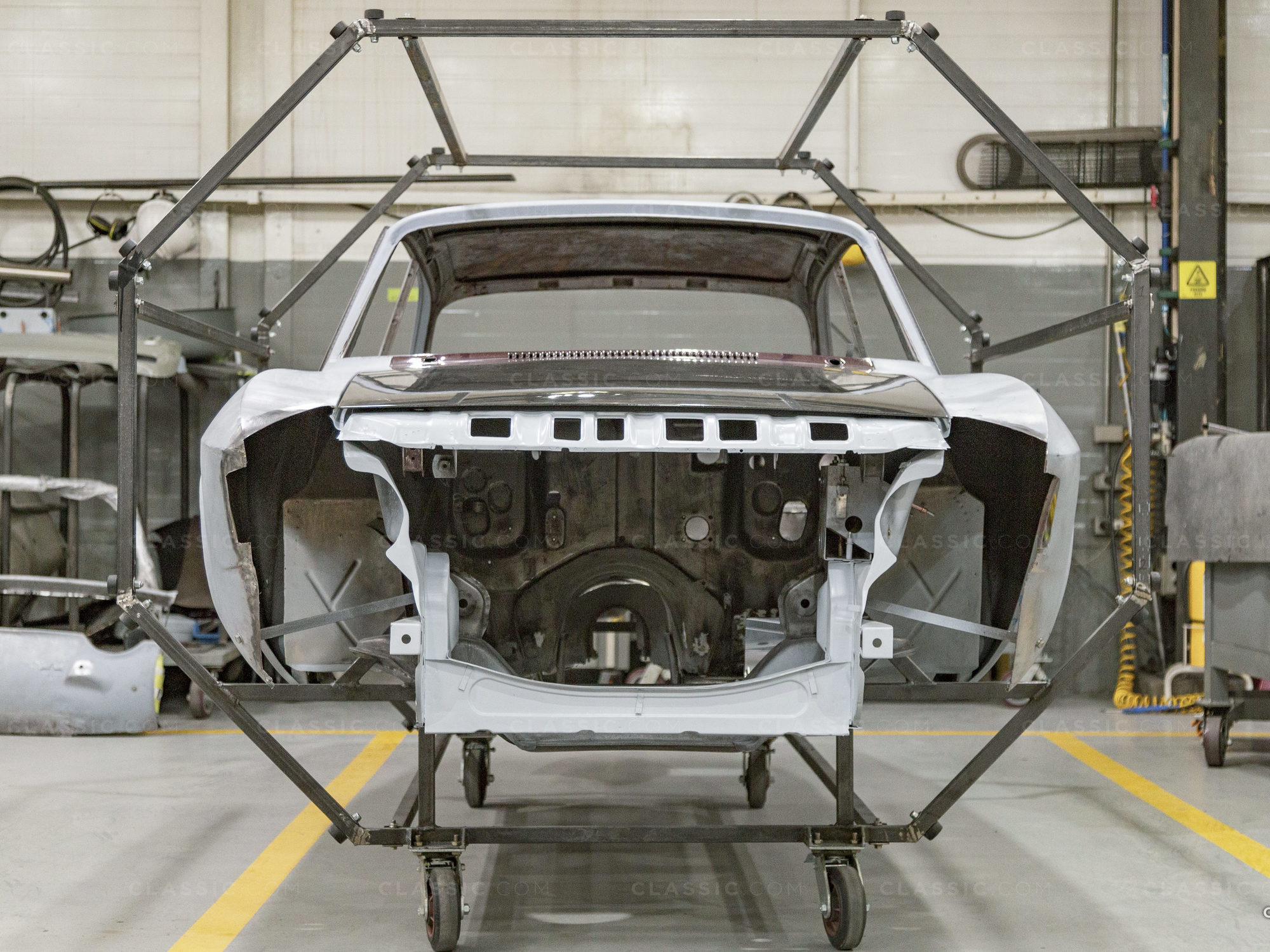 classicmotors.com - 1969 Alfa Romeo Giulia ? Red