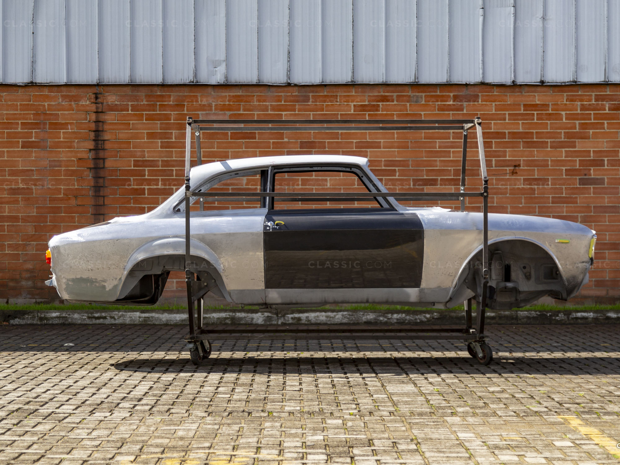 classicmotors.com - 1969 Alfa Romeo Giulia ? Red